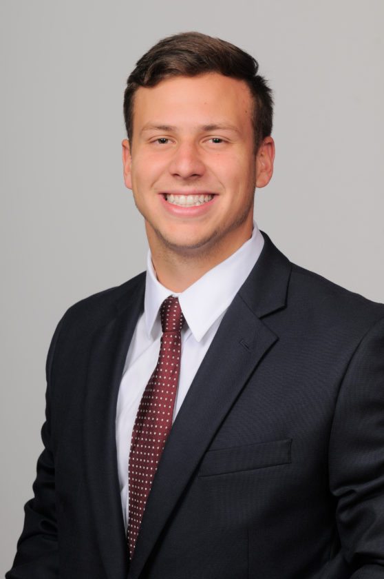 Comis is center stage | News, Sports, Jobs - The Herald Star